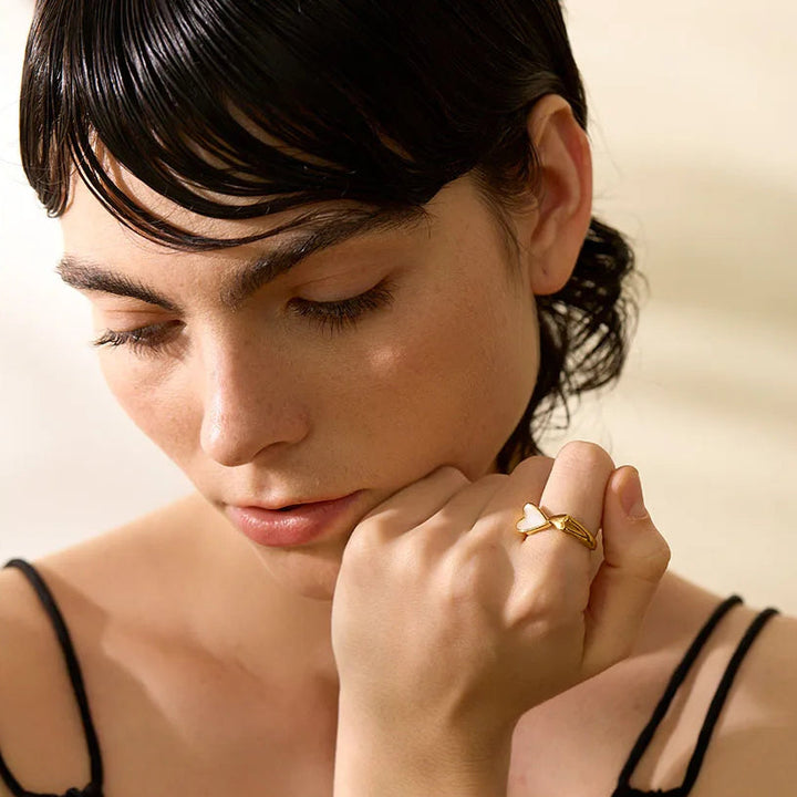 Pearl Collection – The Half Moon
