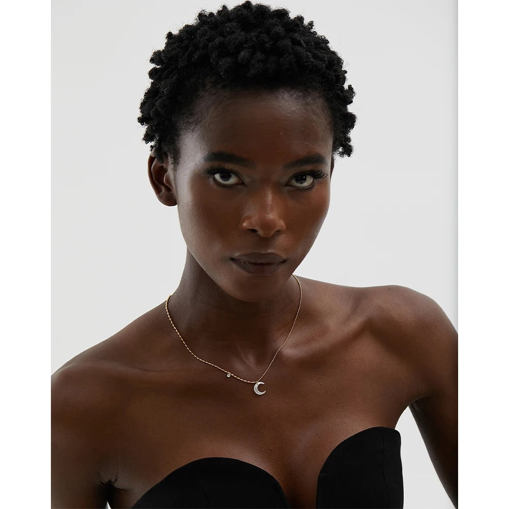 Sublime Moonrise - 18k Necklace with Shell Moon – The Half Moon
